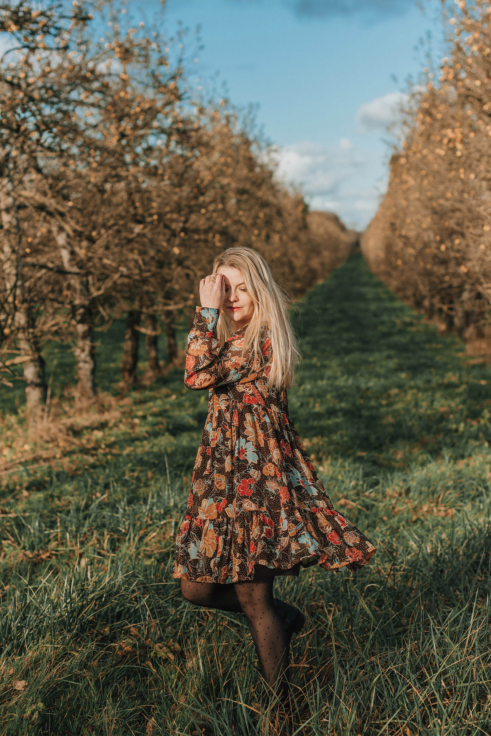 Augustine dans le verger — Carnet d'une Parisienne